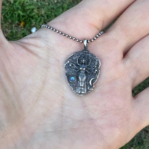 HECATE GODDESS of WITCHCRAFT Moonstone Talisman Handcrafted Silver ...