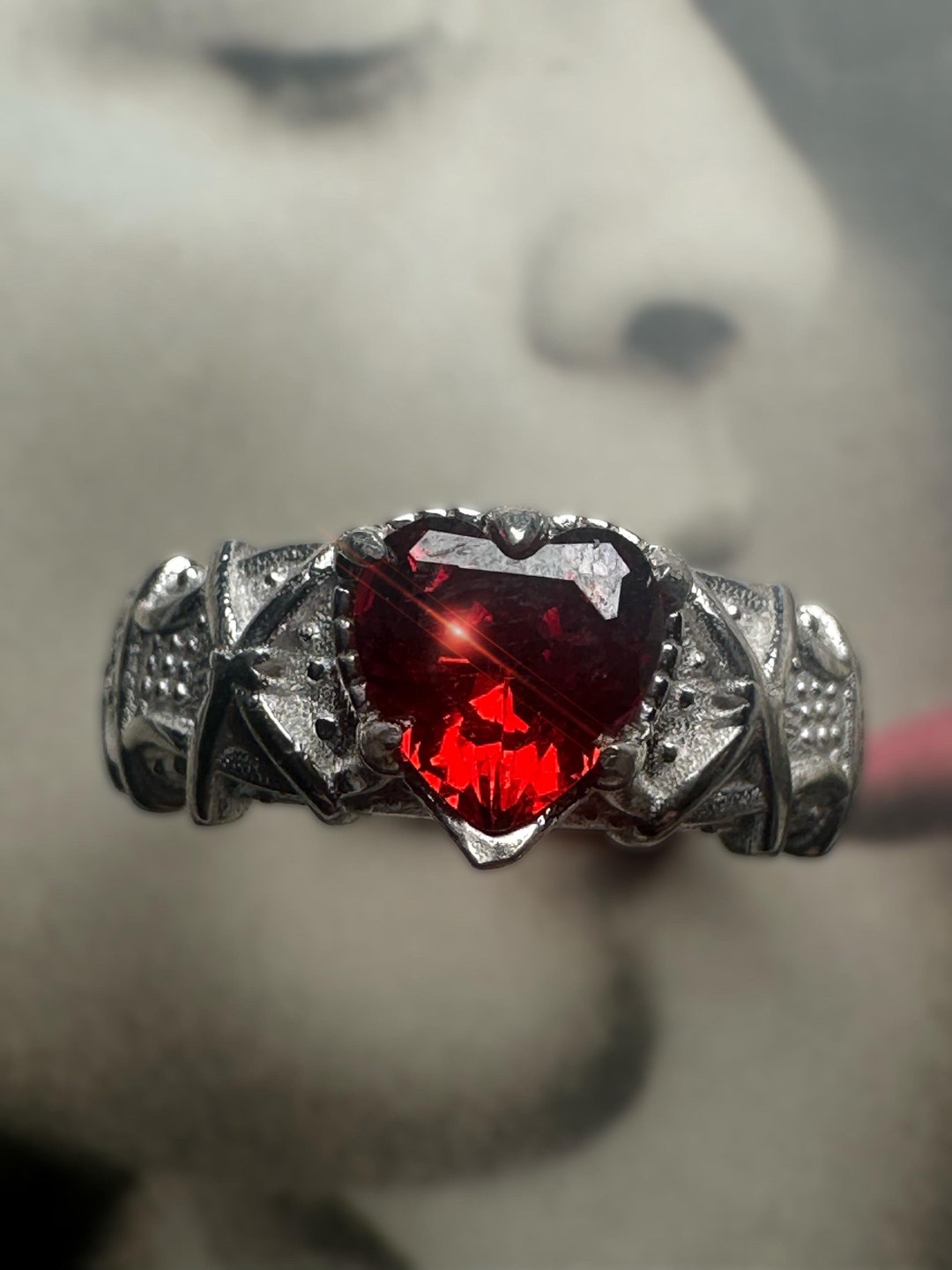 GOTHIC RED HEART Ring 925k Sterling Silver, Engagement Ring - Etsy