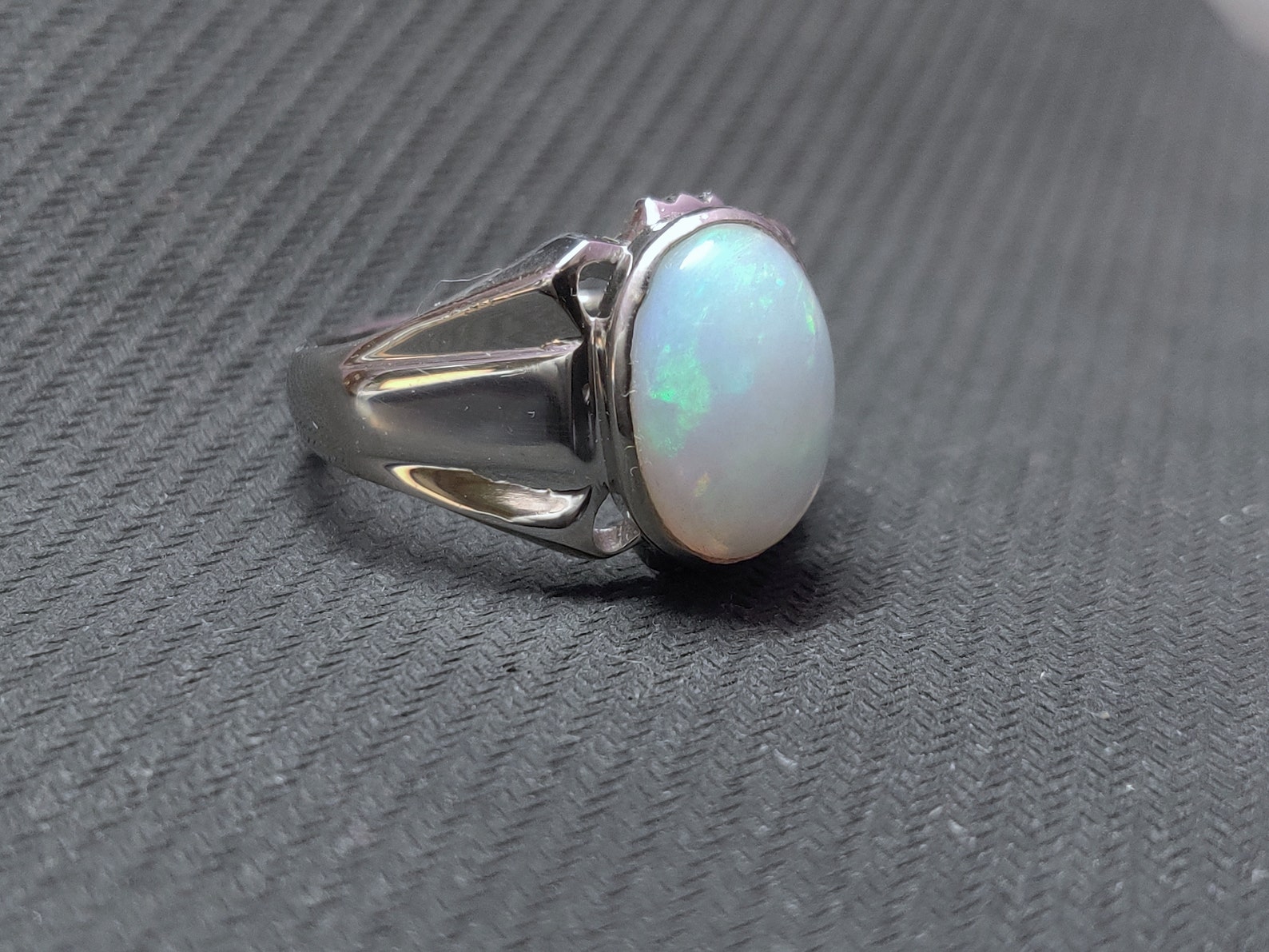 Ethiopian Opal Men's Ring, 925 Sterling Silver, Oval Statement Ring - Etsy