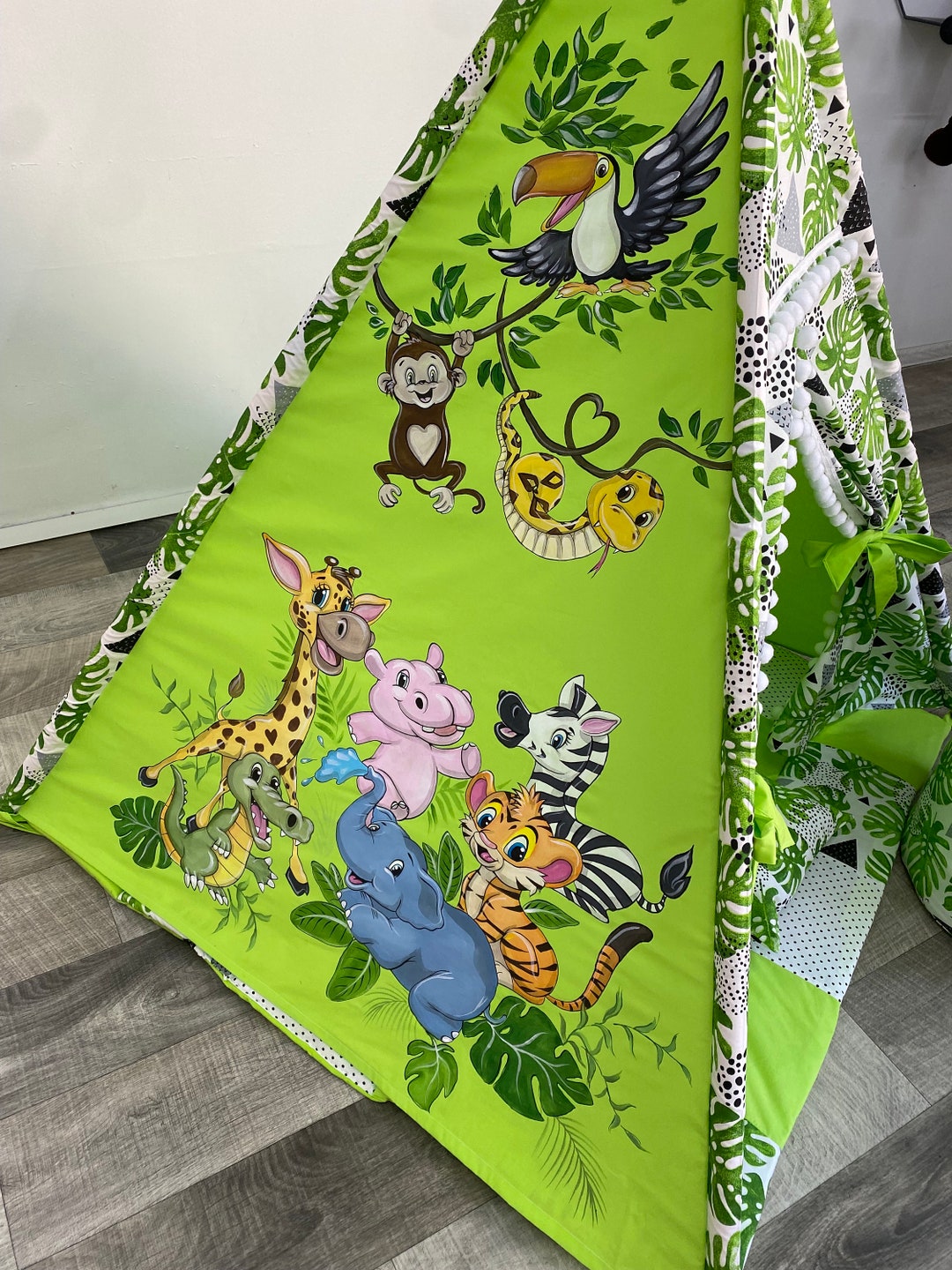 Teepee With African Animals, Jungle, Safari, Tipi Tent Set With Play ...