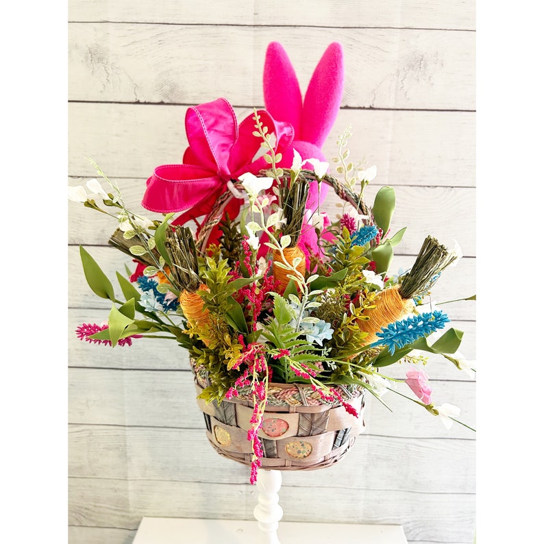 Spring Bunny Centerpiece for Easter, Pastel Floral Table Decoration ...