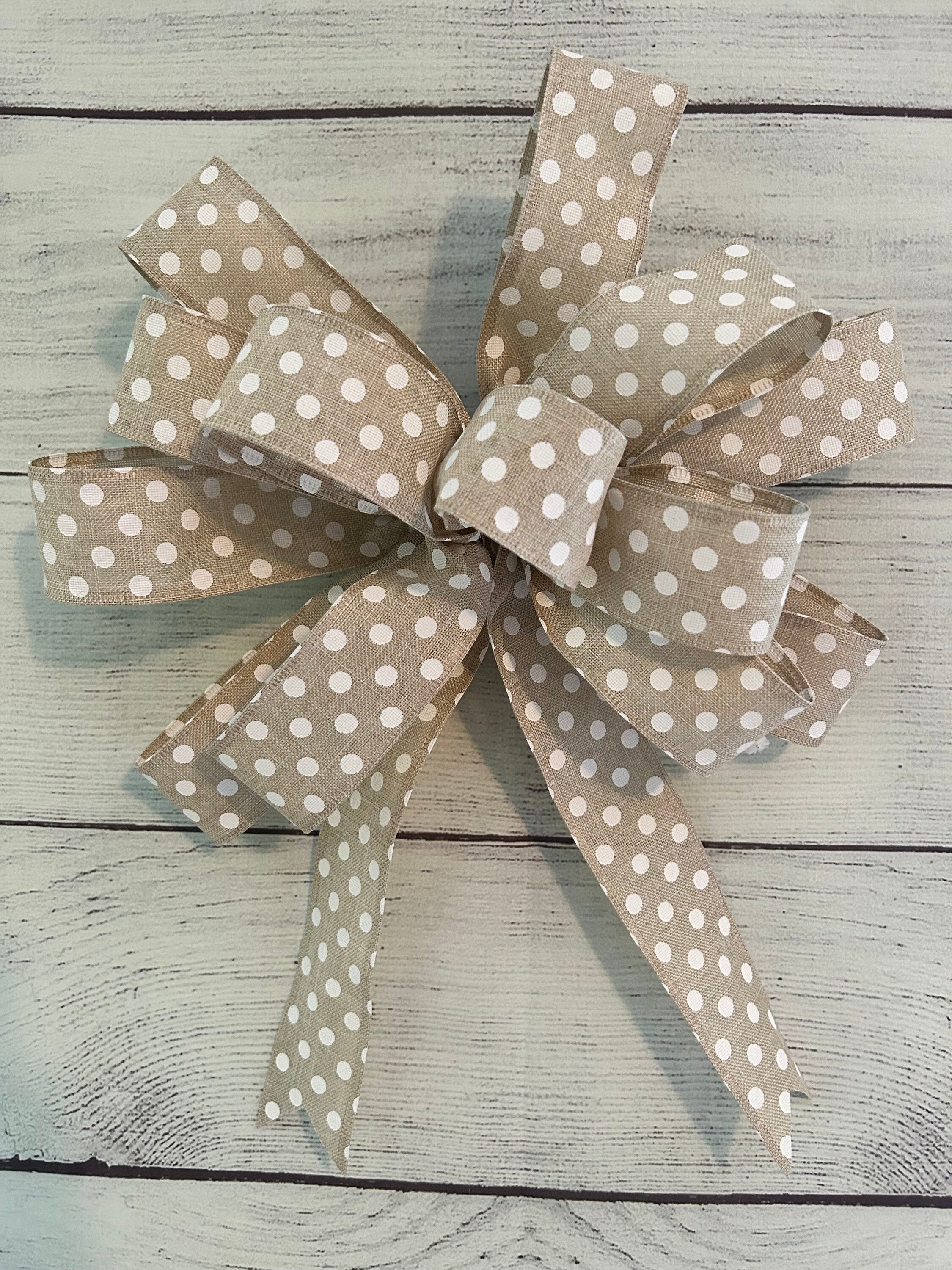 Hand Bow Tutorial, How to Make a Bow by Hand, How to Make a Wreath Bow ...