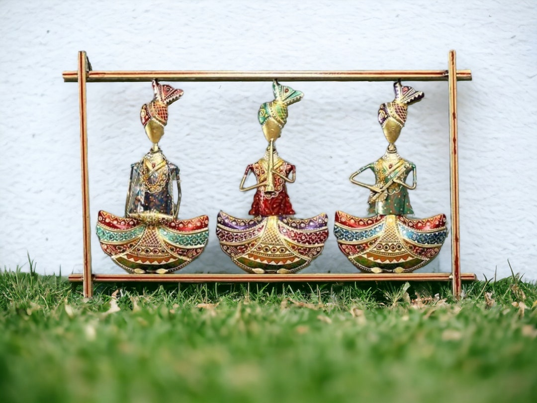 Wall Frame Wrought Iron Showpiece Indian Standing Decorative ...