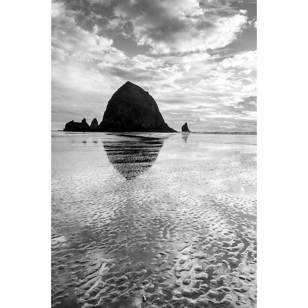 Black and White Prints of Cannon Beach - Etsy