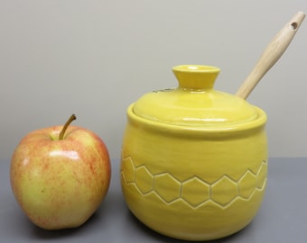 Bee pottery | Etsy