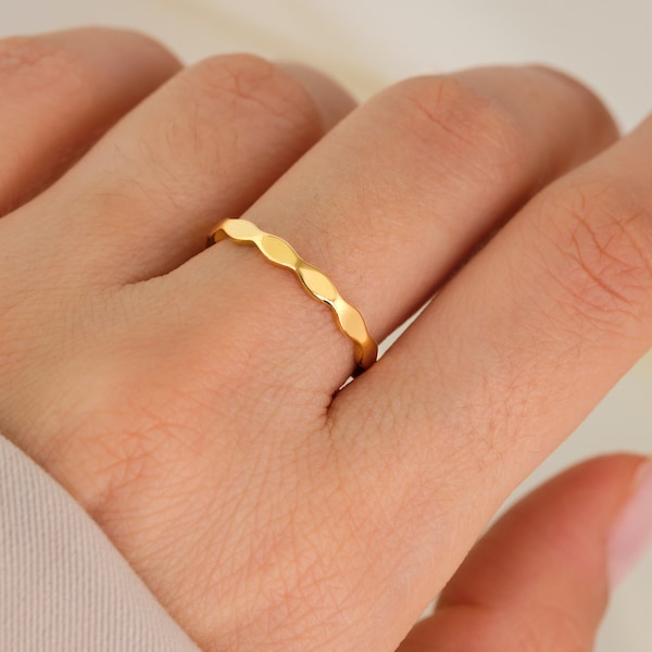 Simple Gold Ring - Etsy