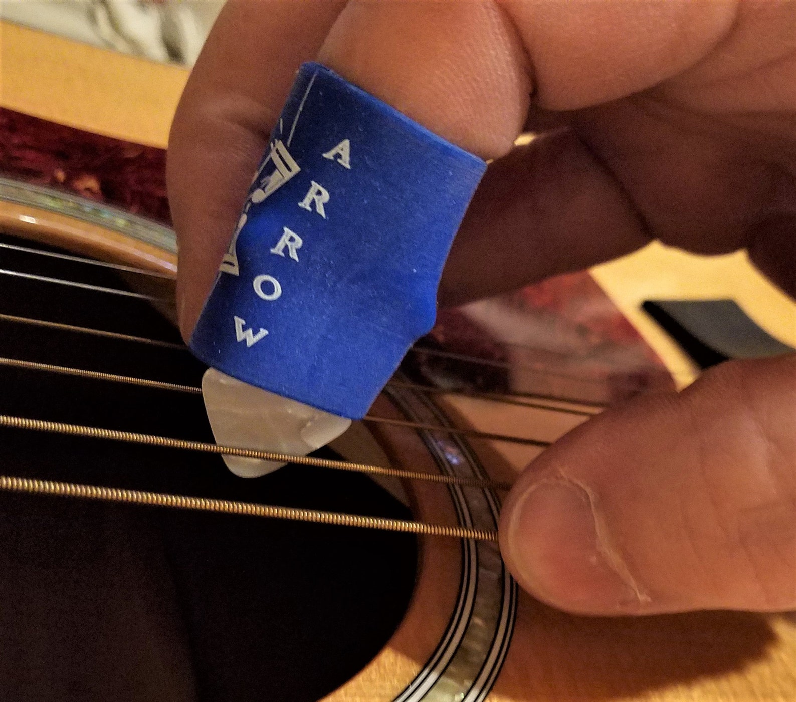 Gripless -no Grip Guitar Pick System- Helps: No Dropping, Arthritic ...