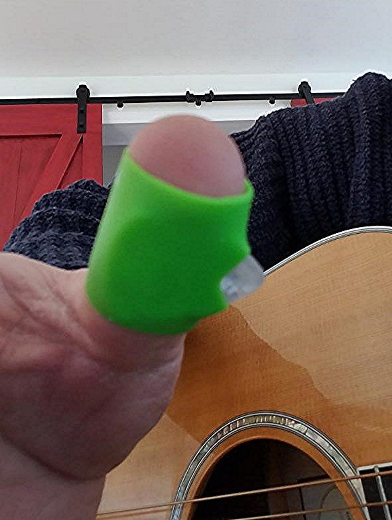 Gripless -no Grip Guitar Pick System- Helps: No Dropping, Arthritic ...