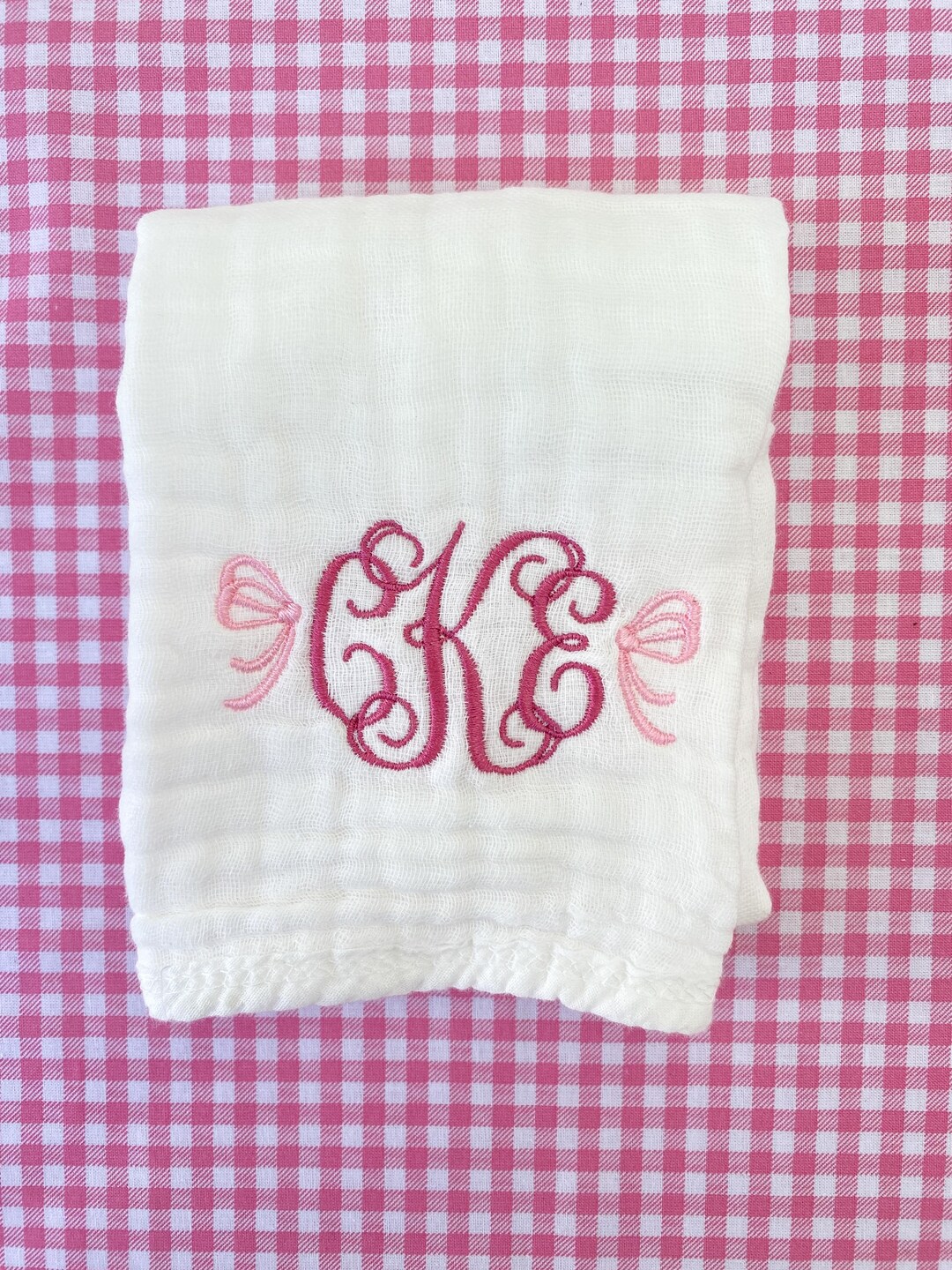 Monogram Burp Cloth With Bow: Personalized Muslin Burping Cloth - Etsy