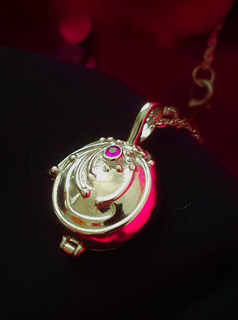 Locket Pendant, Elena Gilbert, 925 Sterling Silver. - Etsy