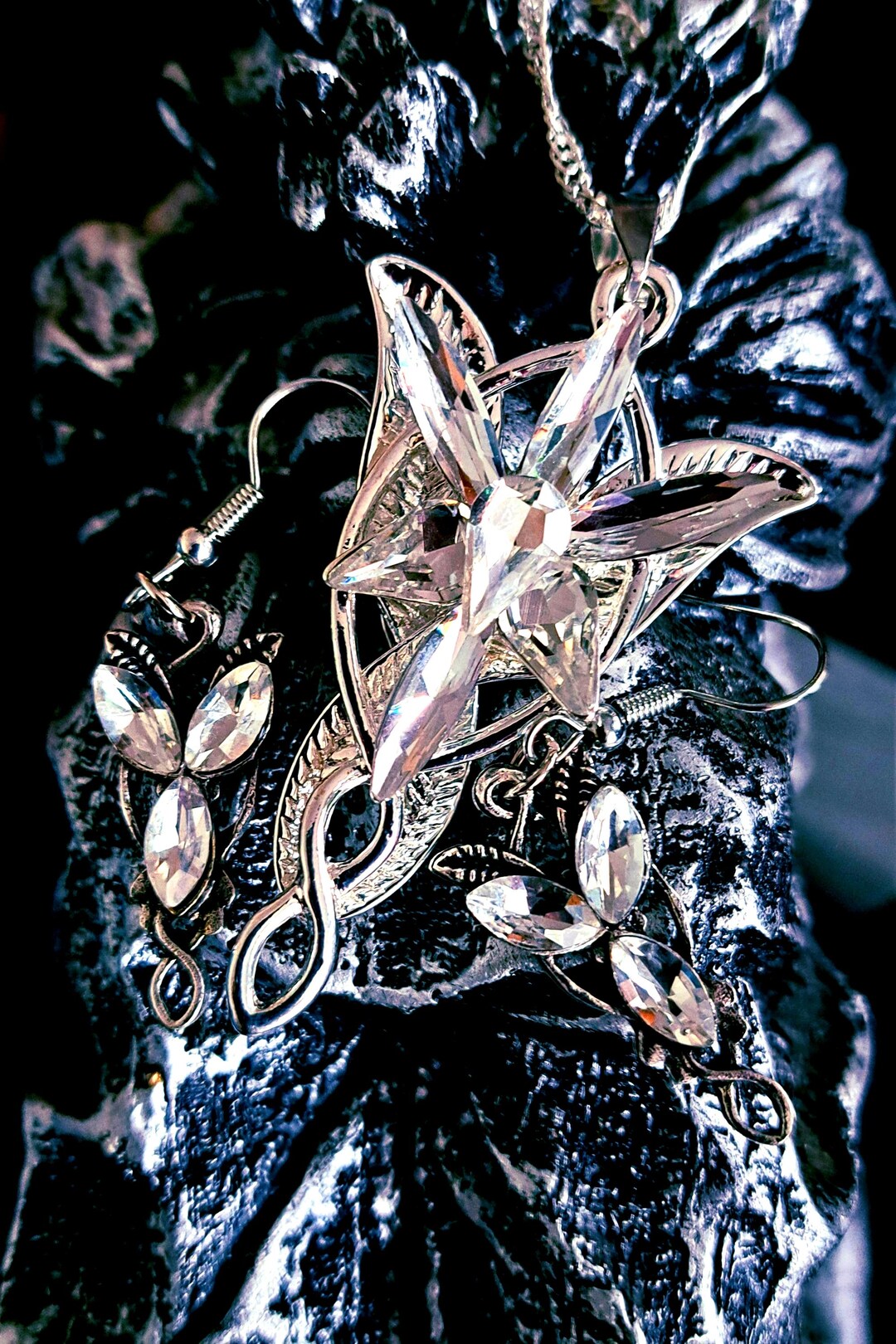 Arwen Evenstar Necklace & Earrings Set: Zirconium Crystal Pendant - Etsy