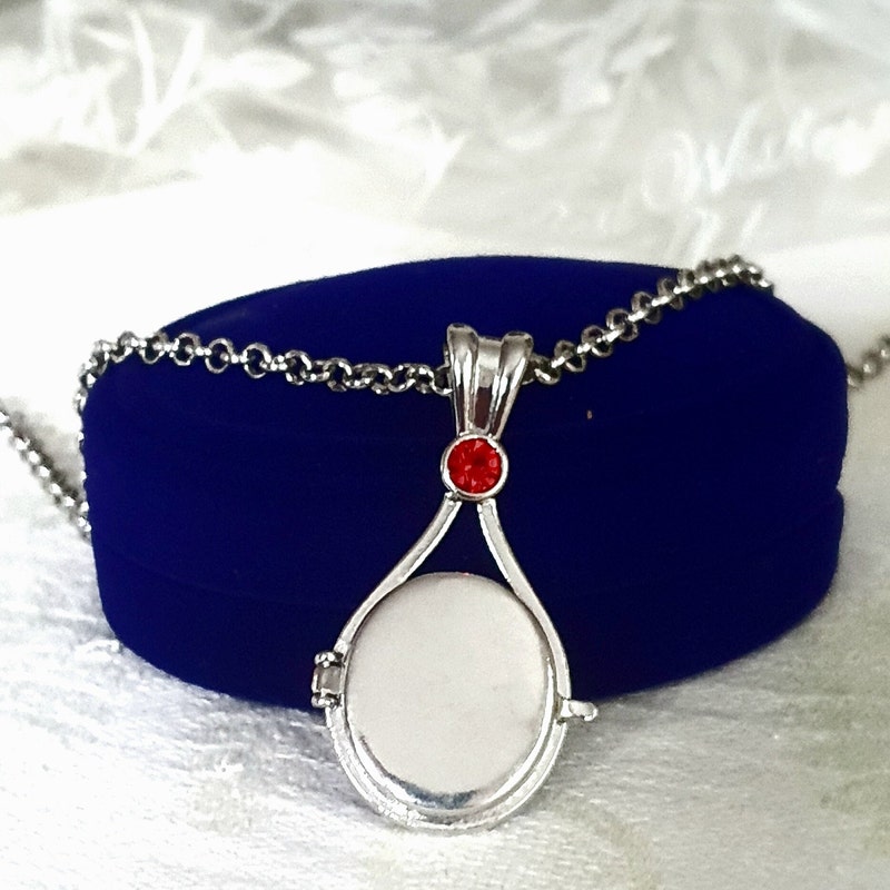 H2o Just Add Water Necklace - Etsy