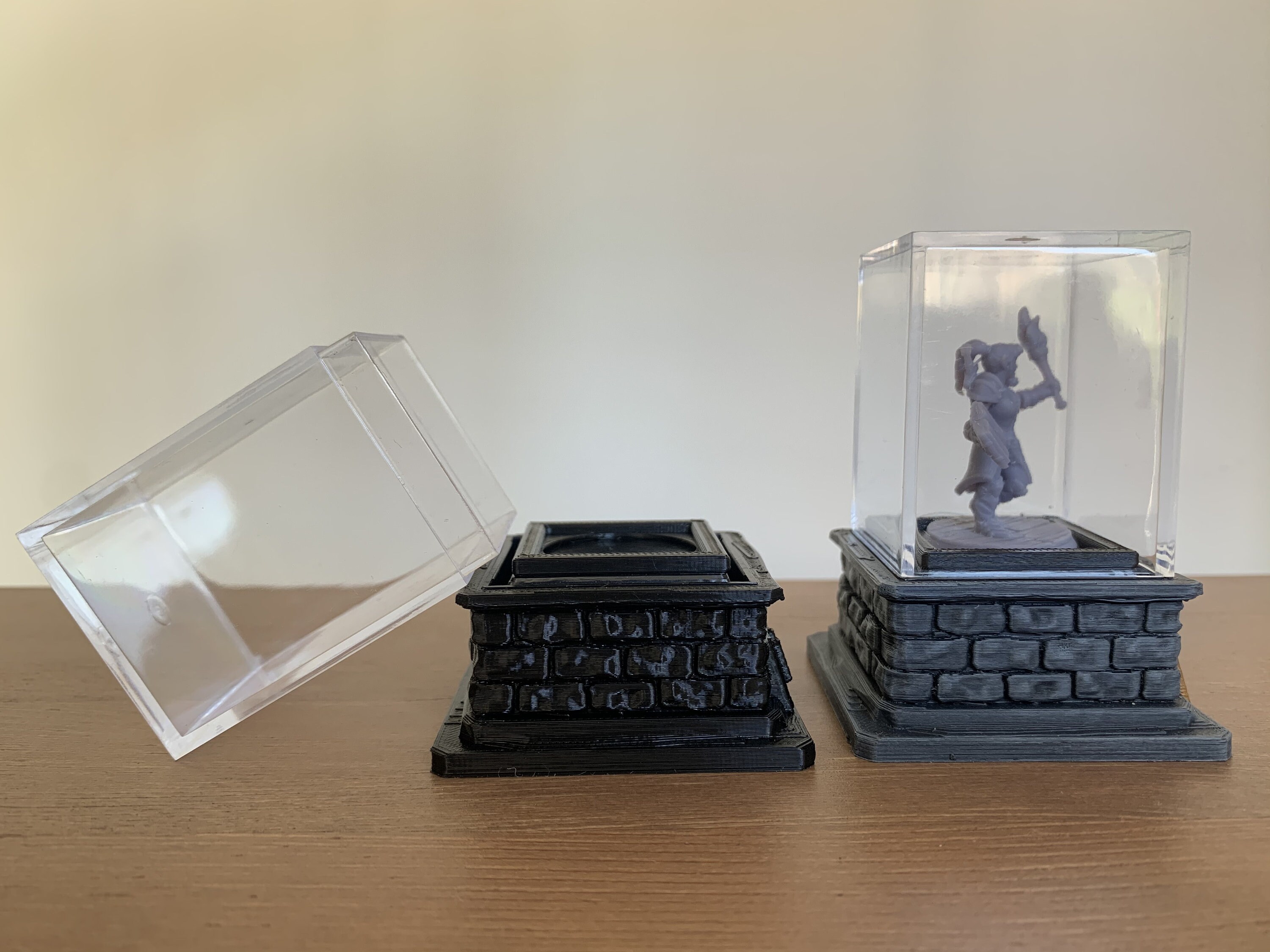 Display case miniatures 28mm Dungeons and Dragons | Etsy