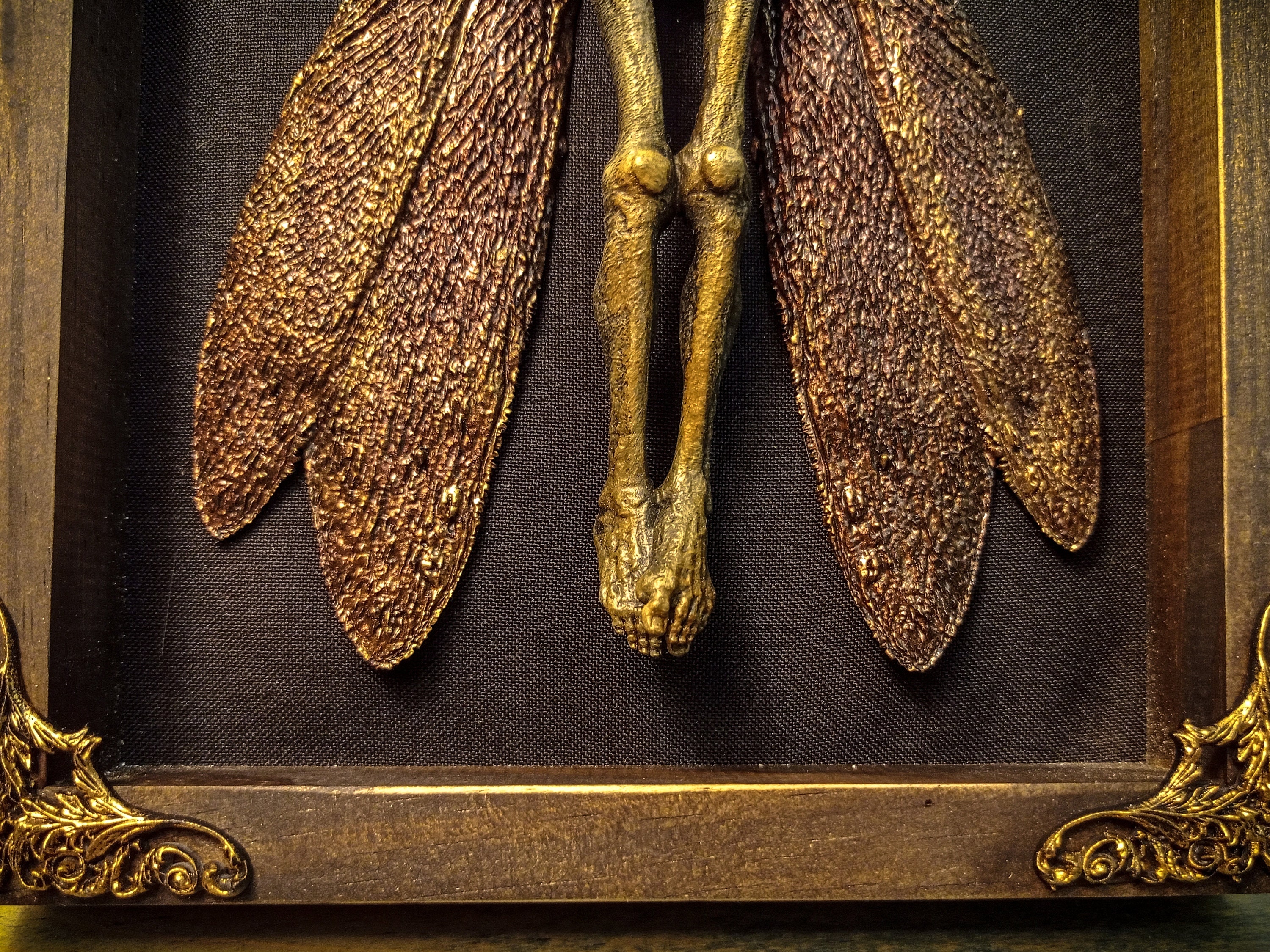 Cursed Items Hada Muerta enmarcada en madera - Etsy México