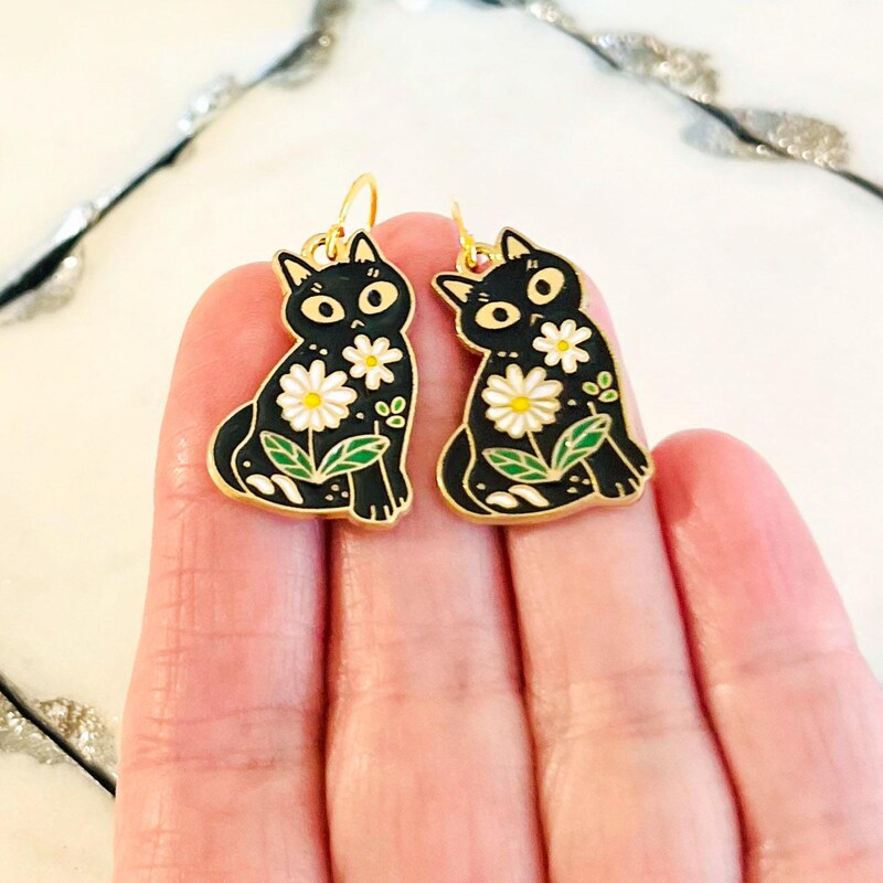 Cat Earrings - Etsy