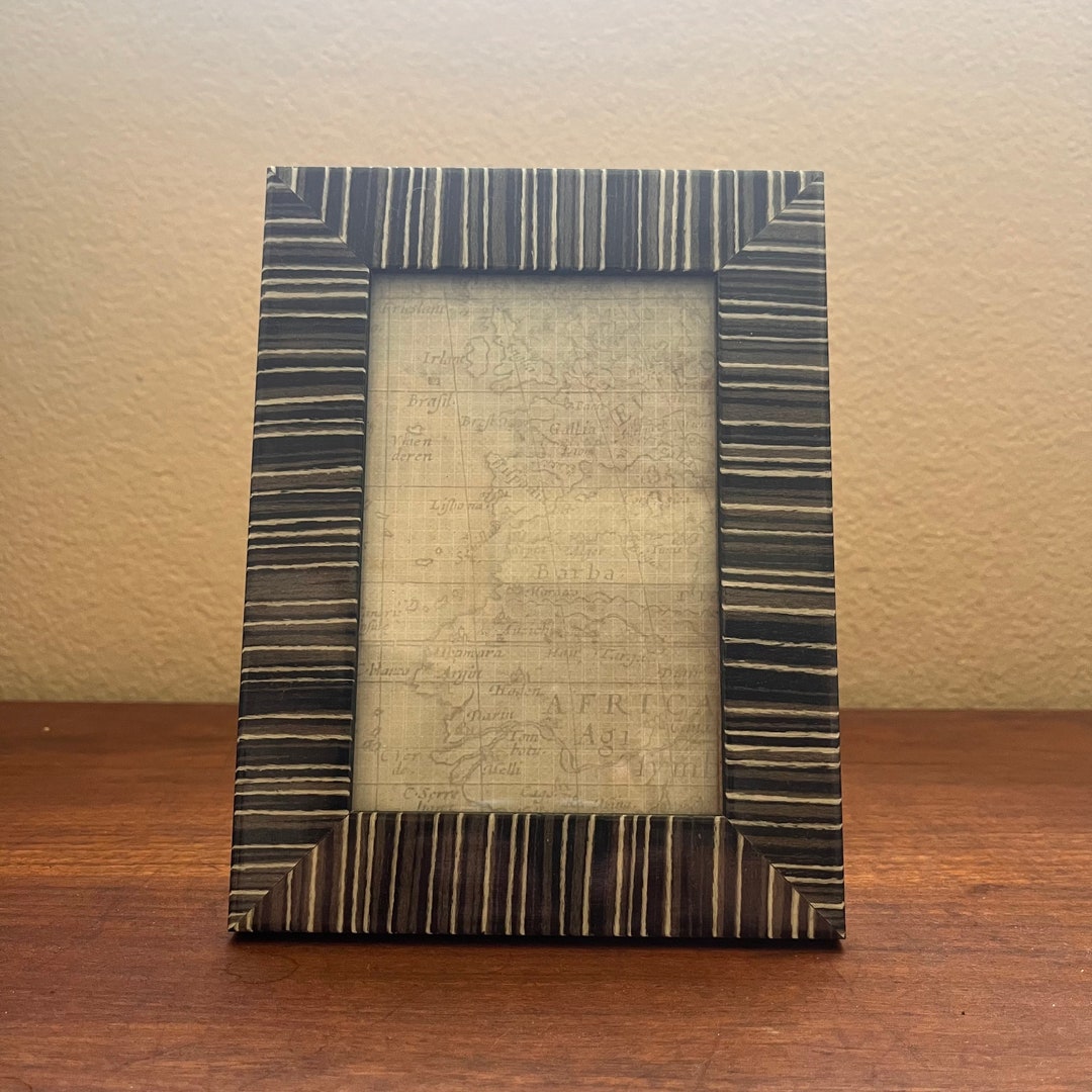 Vintage Striped Resin 8 X 6 Photo Frame Hold the 3 3/4" X 6 Inch Image ...