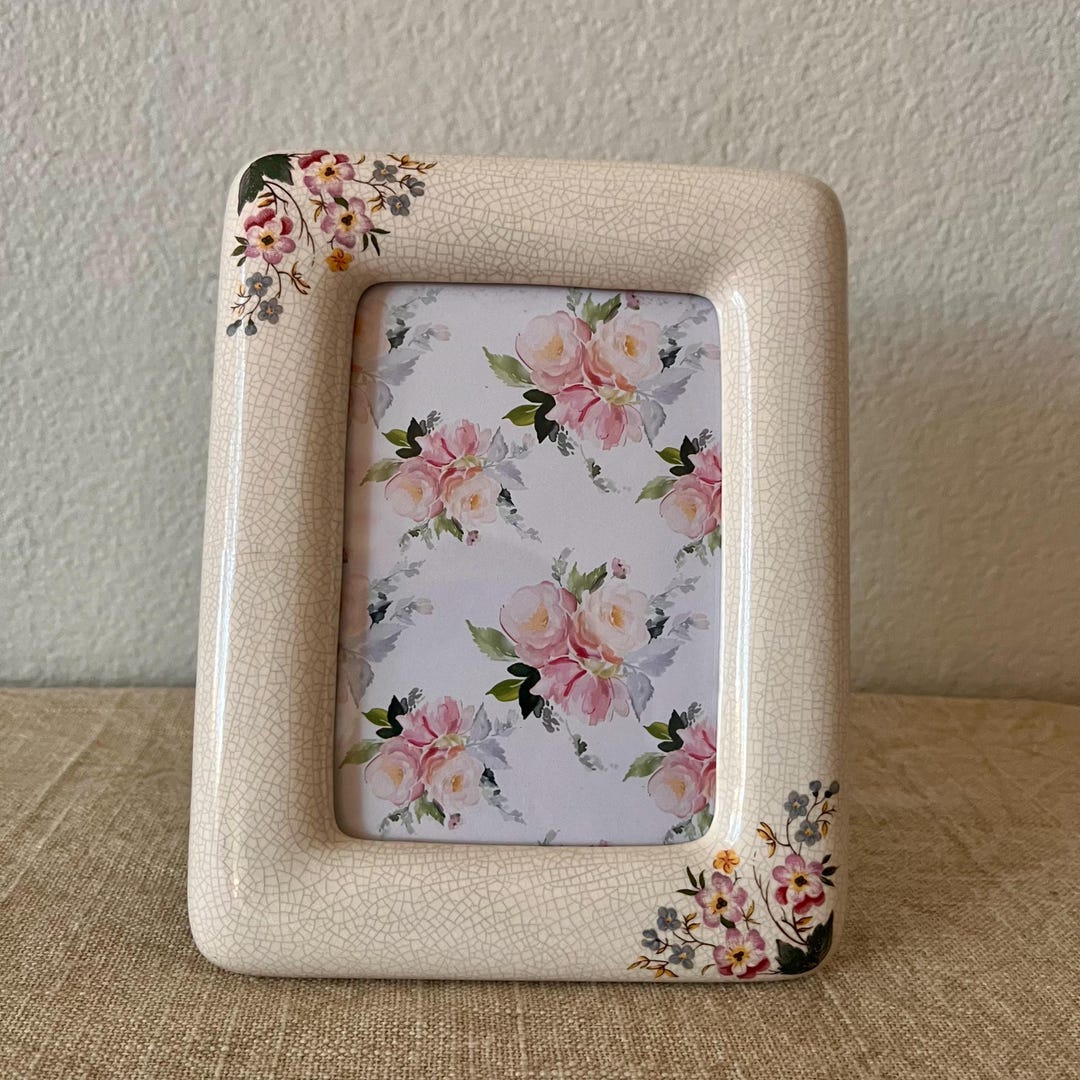 Vintage 7x6 Beige Crackled Glass Frame With Floral Detail Hold ...