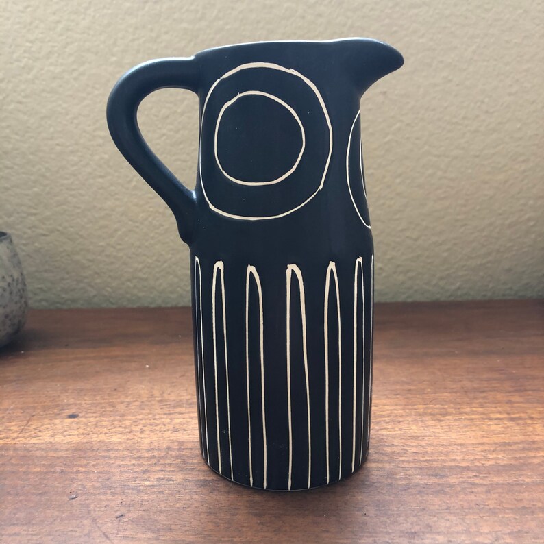 Black Pitcher With Devised White Geometric Design - Etsy