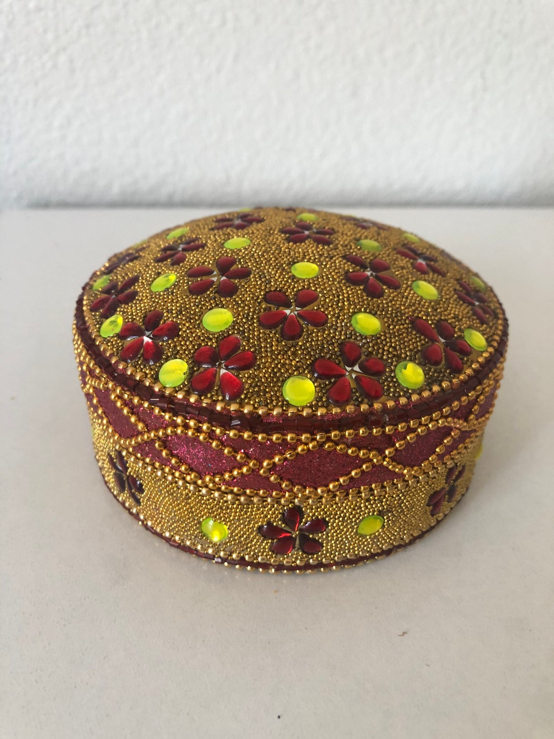 Vintage Red and Gold Jeweled Indian Pill Box 4"x2" - Etsy