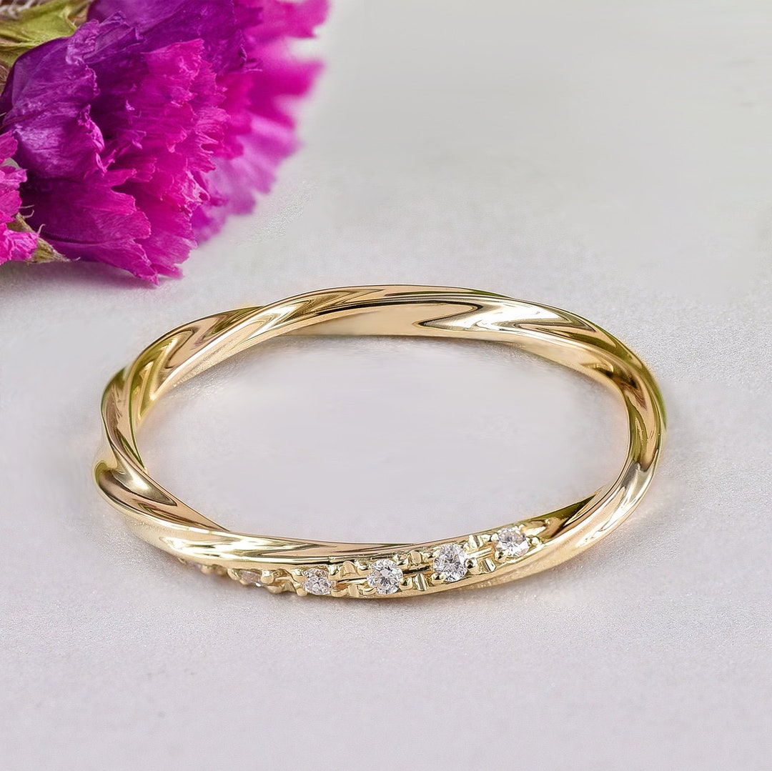 Yellow Gold Wedding Band Women, Unique Diamond Eternity Curved Wedding ...