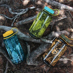 Campout NALGENE / Water Bottle Camping Gear Axe Boots Lantern 32 Oz Bpa ...