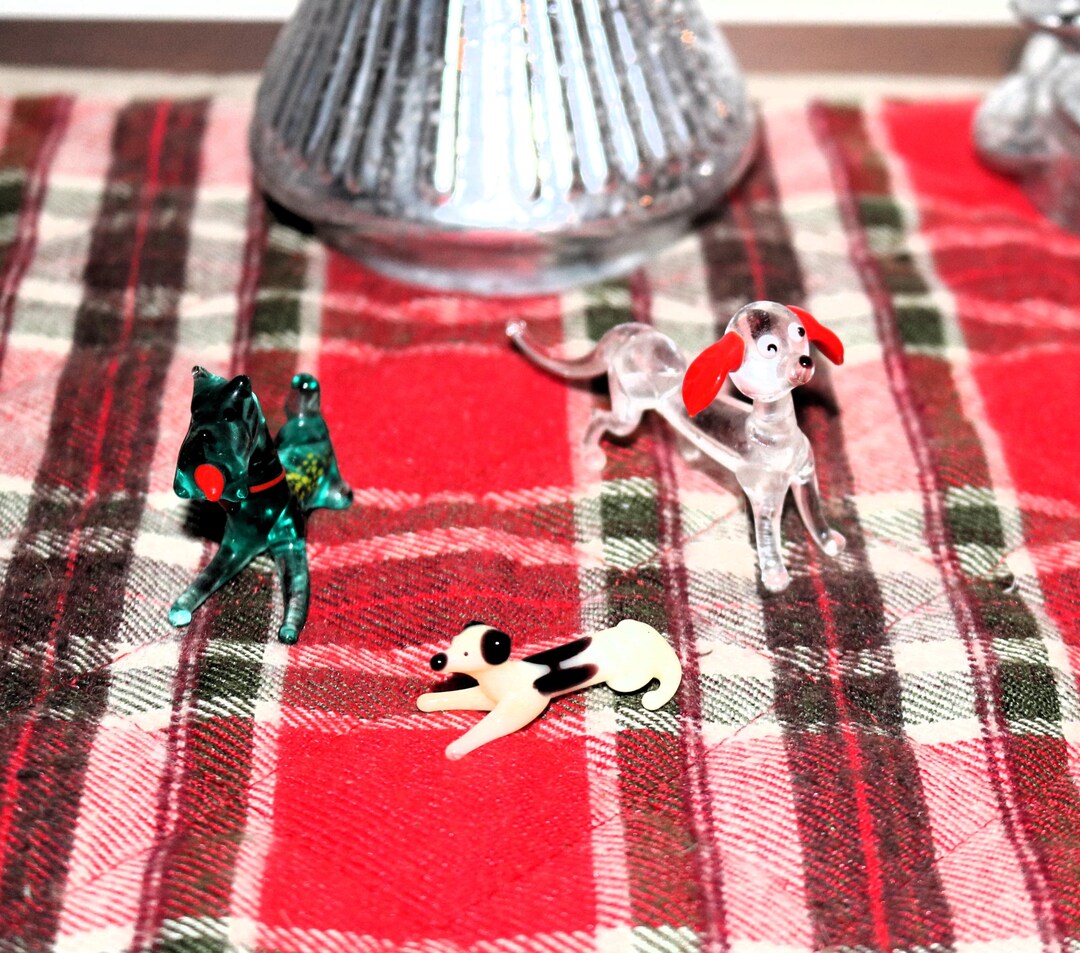 Miniature Vintage Tiny Glass Dog Figurines Art Glass Dogs Hand Blown ...