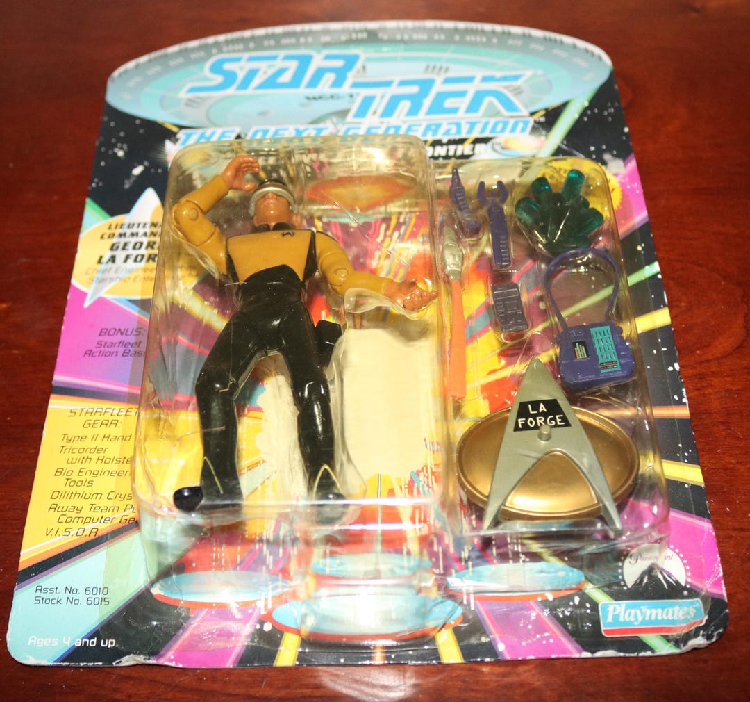 Star Trek the Next Generation Lieutenant Commander Geordi Laforge ...