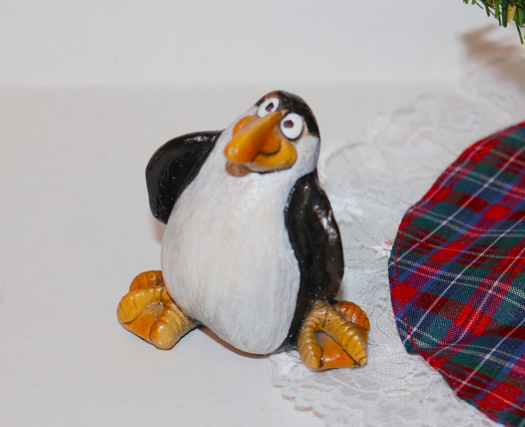 Penguin Collectible - Vintage Beasties of the Kingdom Penguin Figurine ...