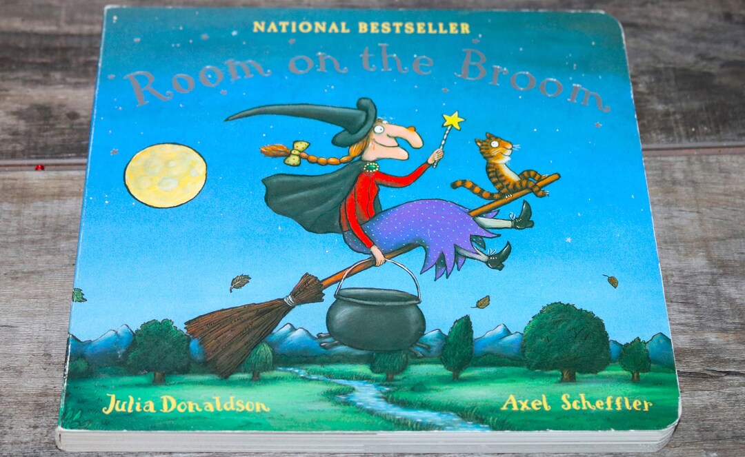 Room on the Broom Board Book Halloween Book for Kids 2002 by Julia ...