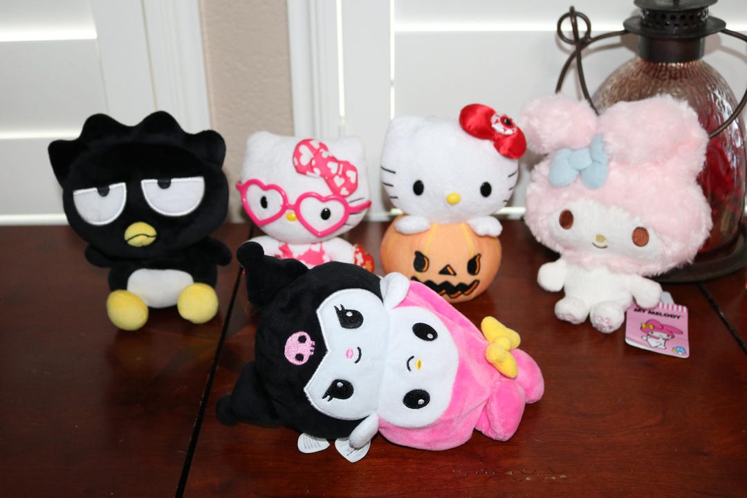 Sanrio Plush - Hello Kitty, My Melody, Badtz-maru, Kuromi - Stuffed ...