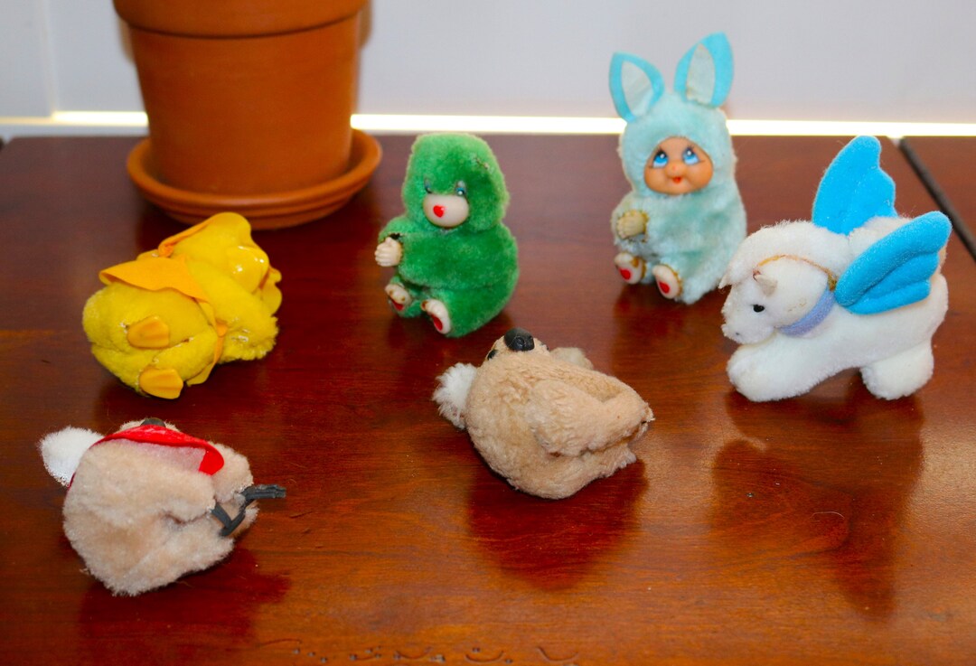 Lot of 6 Vintage 1980s Clip-on Plush Critters Animals Clown Hands Hold ...