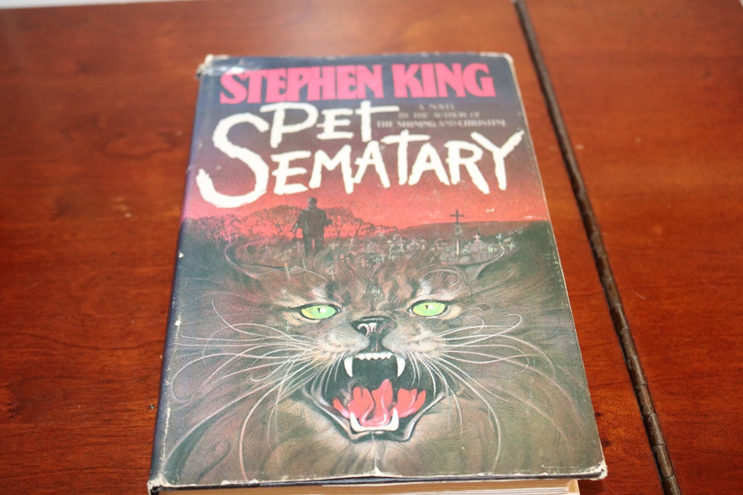 Vintage Stephen King: Pet Sematary Hardcover – 1983 by Stephen King ...