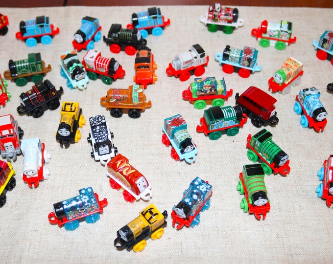 Over 40 Pieces! Thomas the Tank Engine & Friends Mini Train Engines ...