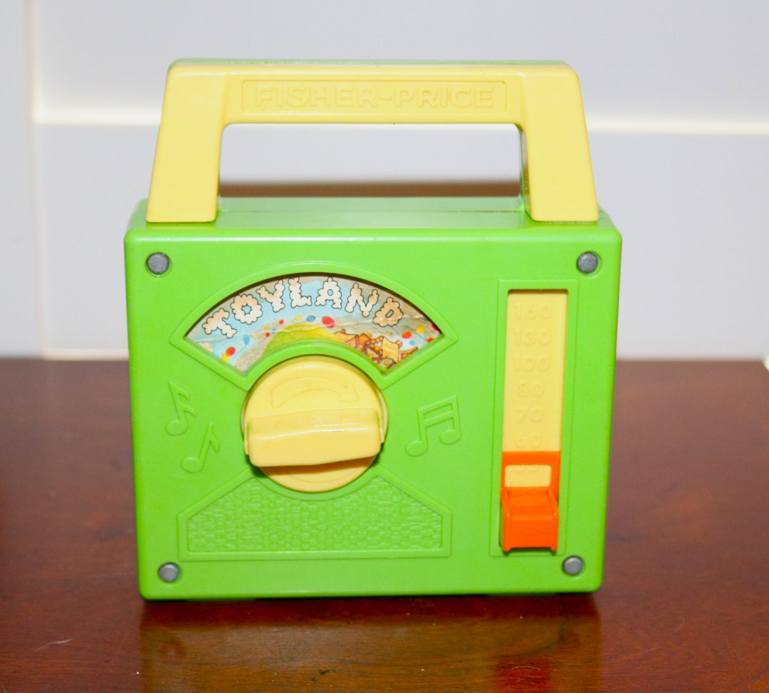 Vintage Fisher Price Toyland Music Box Wind up Toy Radio 795 Green With ...