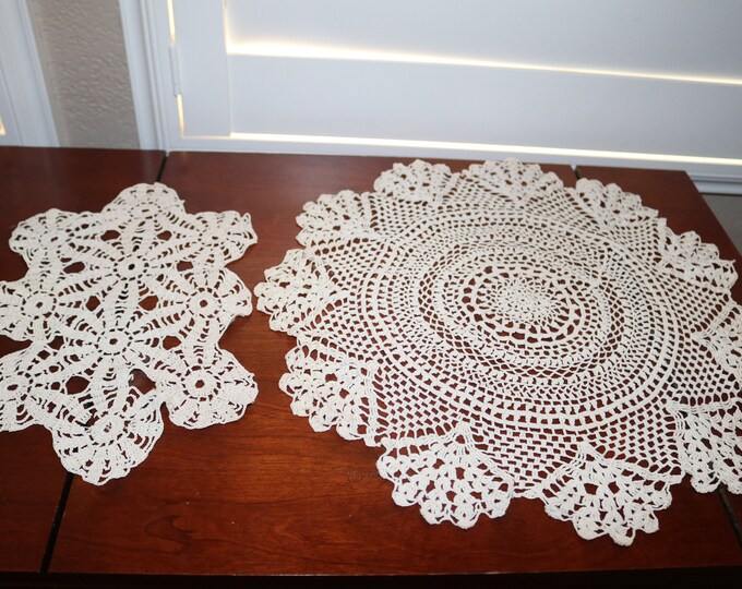 Set of 2 Vintage Doilies Large Circular Crocheted Vintage Doily ...