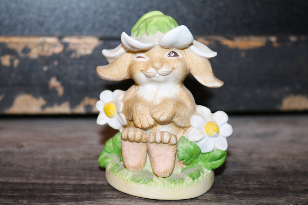 Bunny Figure Ceramic Rabbit With Daisy Sun Hat Figurine, smile and the ...
