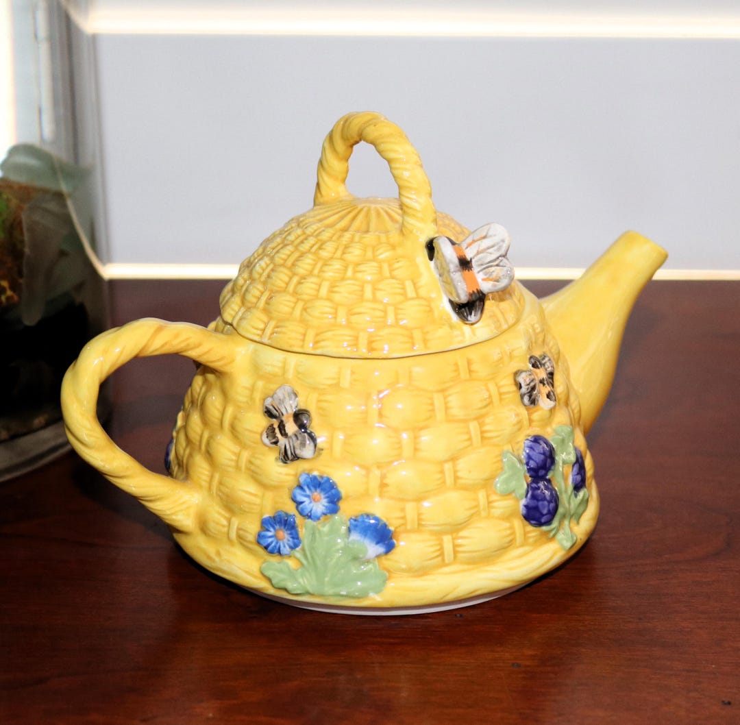 Kate Williams Global Design Connections Weave Beehive Teapot Ceramic ...