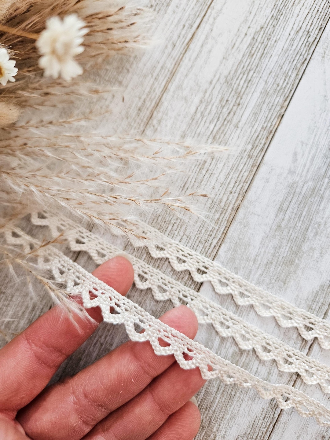 1 Yard Shiny Crochet Lace Trim in Color Beige 1cm (3/8in) Wide - Flat ...