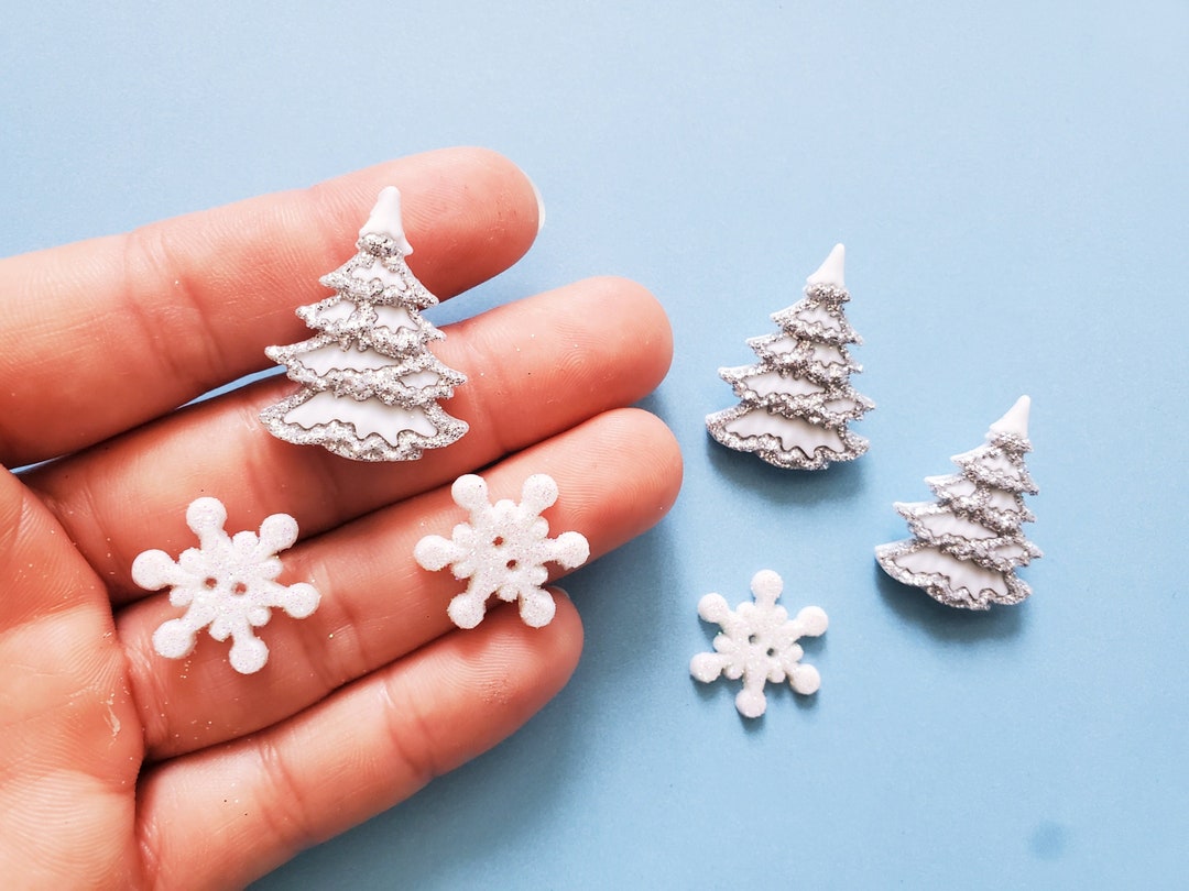 Pack 6 Buttons "white Christmas" by Buttons Galore, Winter ...