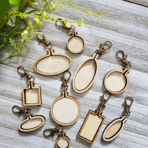 Set 10x Mini Wooden Keychain Embroidery Hoops, Hoop for Cross Stitch ...