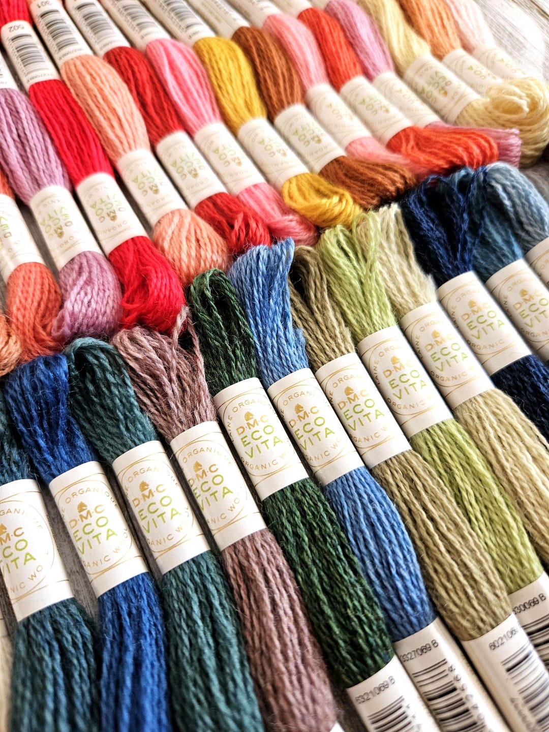 DMC Eco Vita Naturally Dyed Organic Wool Thread (1 Skein) - Crewel Wool ...
