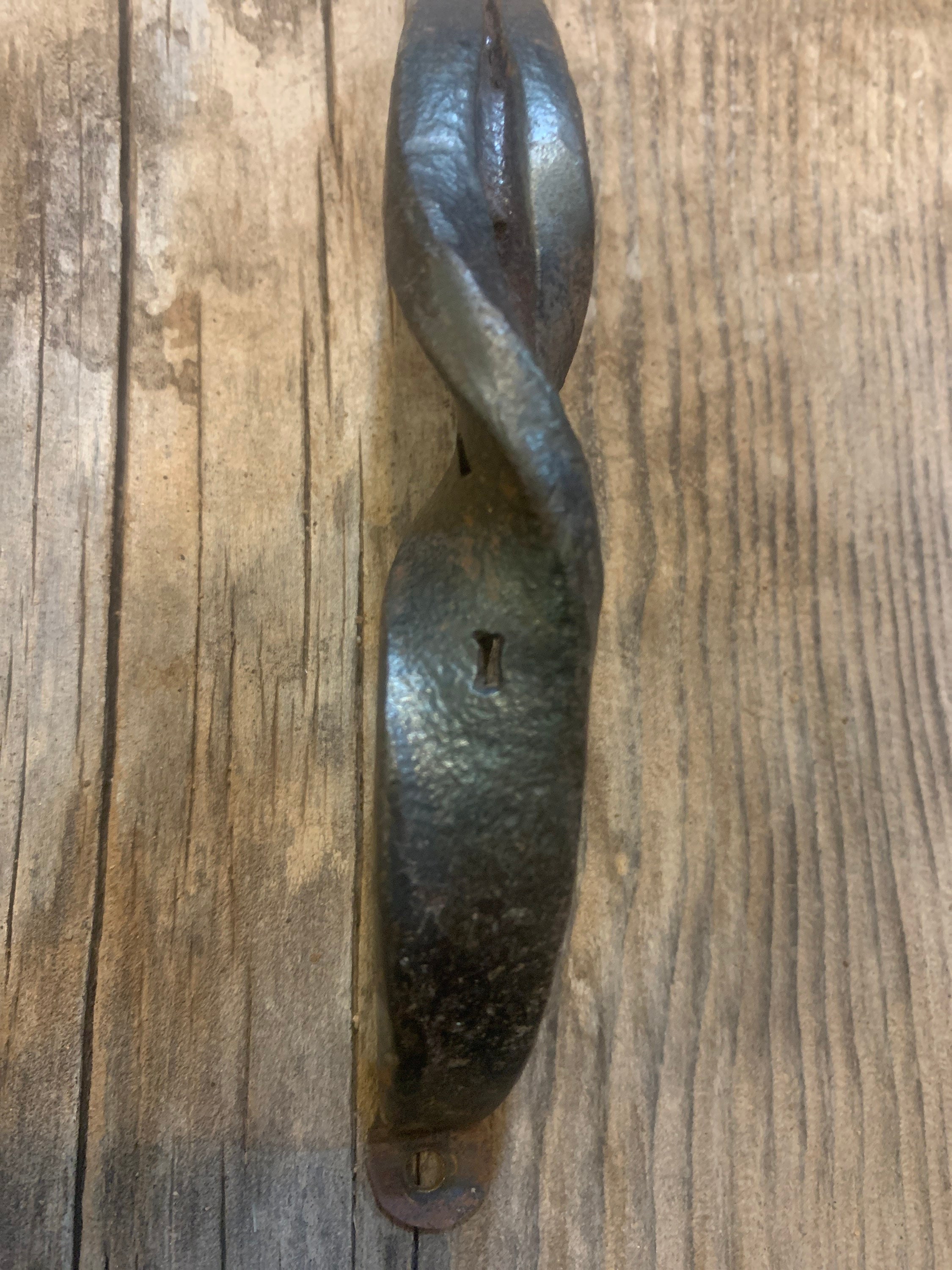 Hand Forged Rustic Twisted Horseshoe Drawer Pulls/cabinet Handles. Door ...