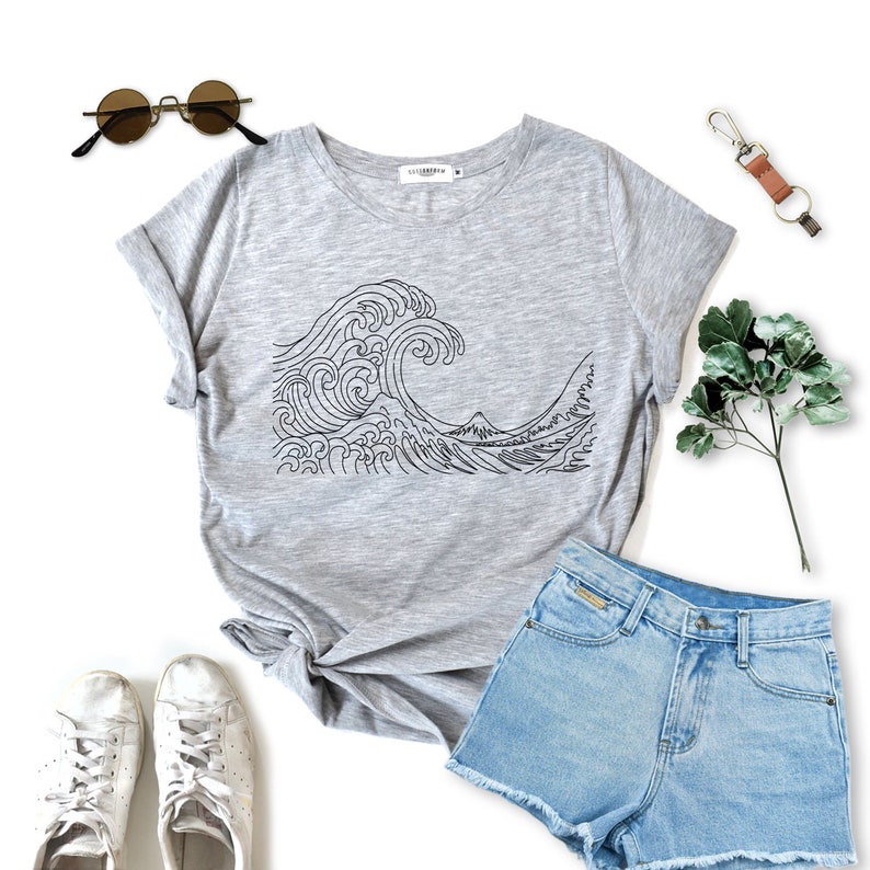 Giant wave shirt hawaii wave Shirt gift woman tshirt birthday | Etsy