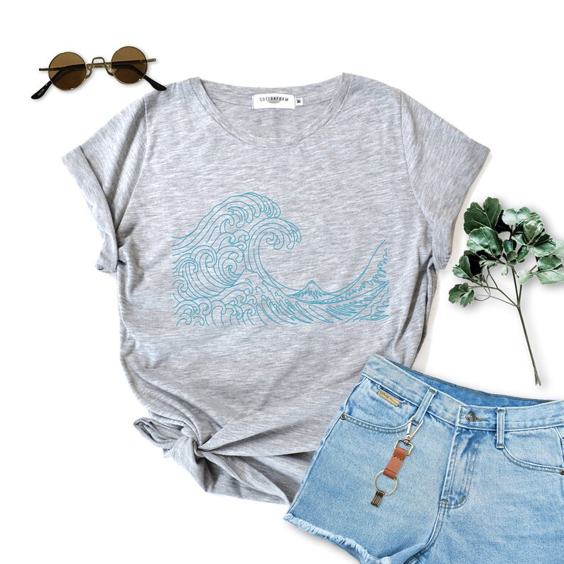 Giant Wave Shirt Hawaii Wave Shirt Gift Woman Tshirt Birthday Gift ...