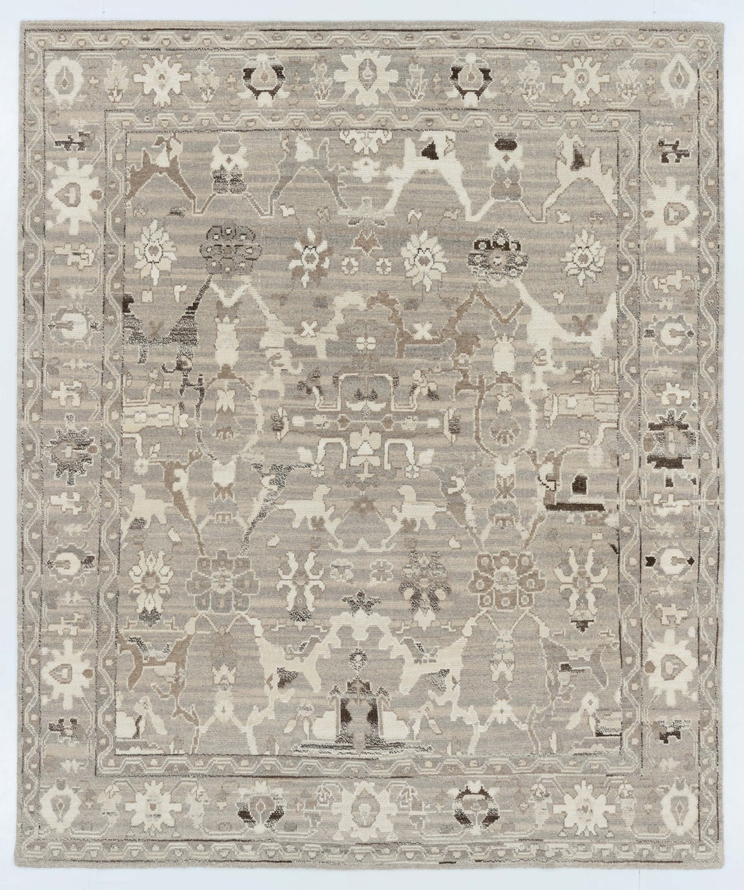 Neutral Oriental Rug for Living Room, Persian Inspired Rug in Beige ...