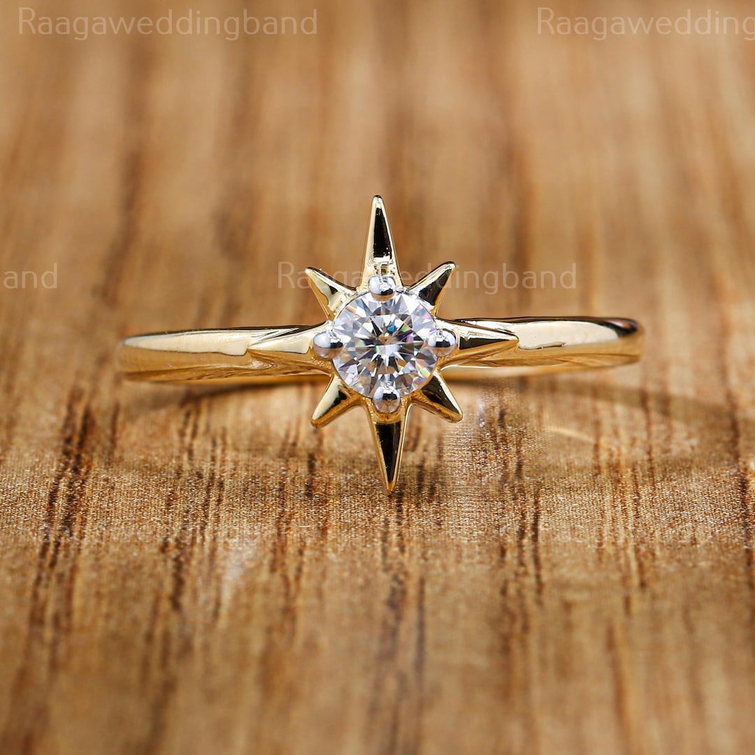 Round Cut Star Signet Ring 14K Solid Gold Polar Star Ring , Tiny Star ...