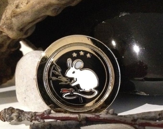 Portrait of a Mythical Mouse Series 1 Collectable Enamel - Etsy
