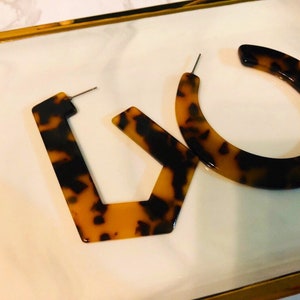 Tortoise Shell Chunky Bold Geometric Hoop Earrings, Thick Oval Hoop ...