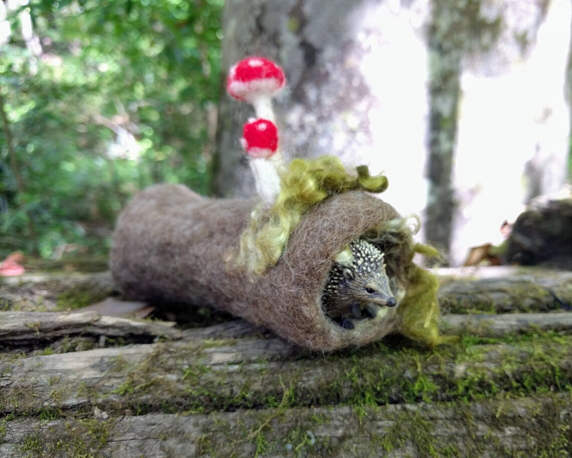 Felted Woodland Log With Toadstools and Moss - Etsy