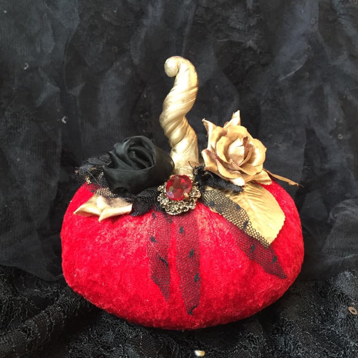 Red Velvet Pumpkins Gothic Pumpkin Decor Pumpkin Centerpiece - Etsy
